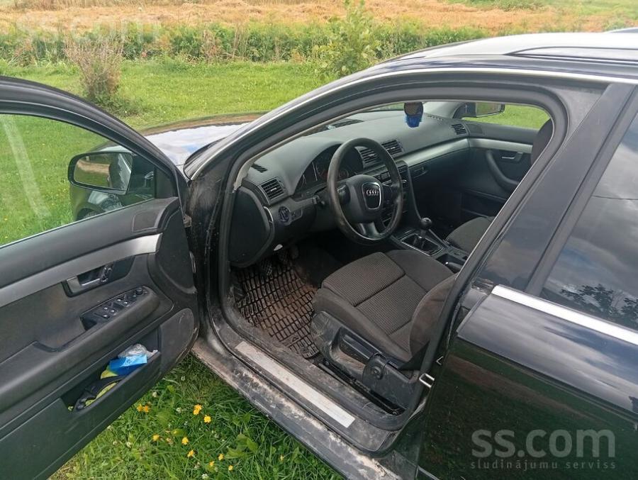 Black Audi A4 2006 in Preili, with an engine capacity of 2.70 L and mileage of 243 thousand km for 2999 €, photo 6 on AUTOMOTO.COM.LV