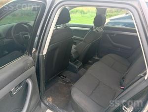 Black Audi A4 2006 in Preili, with an engine capacity of 2.70 L and mileage of 243 thousand km for 2999 €, photo 8 on AUTOMOTO.COM.LV