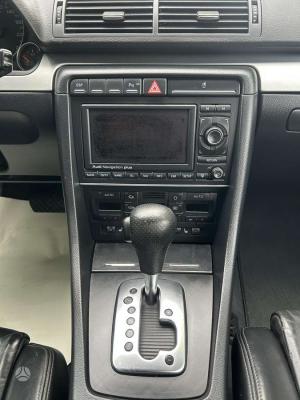 Melns Audi A4 2006 Vilkaviškis, ar dzinēja tilpumu 1.99 L un nobraukumu 243 tūkst. km par 3350 €, foto 11 vietnē AUTOMOTO.COM.LV