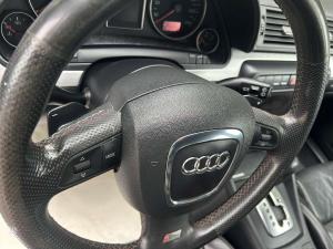 Melns Audi A4 2006 Vilkaviškis, ar dzinēja tilpumu 1.99 L un nobraukumu 243 tūkst. km par 3350 €, foto 13 vietnē AUTOMOTO.COM.LV