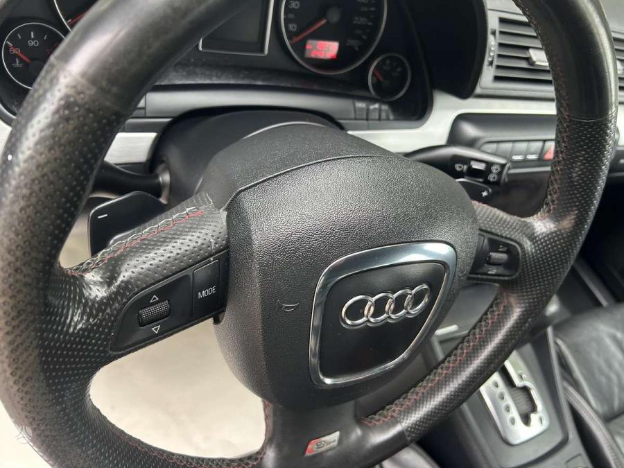 Melns Audi A4 2006 Vilkaviškis, ar dzinēja tilpumu 1.99 L un nobraukumu 243 tūkst. km par 3350 €, foto 13 vietnē AUTOMOTO.COM.LV