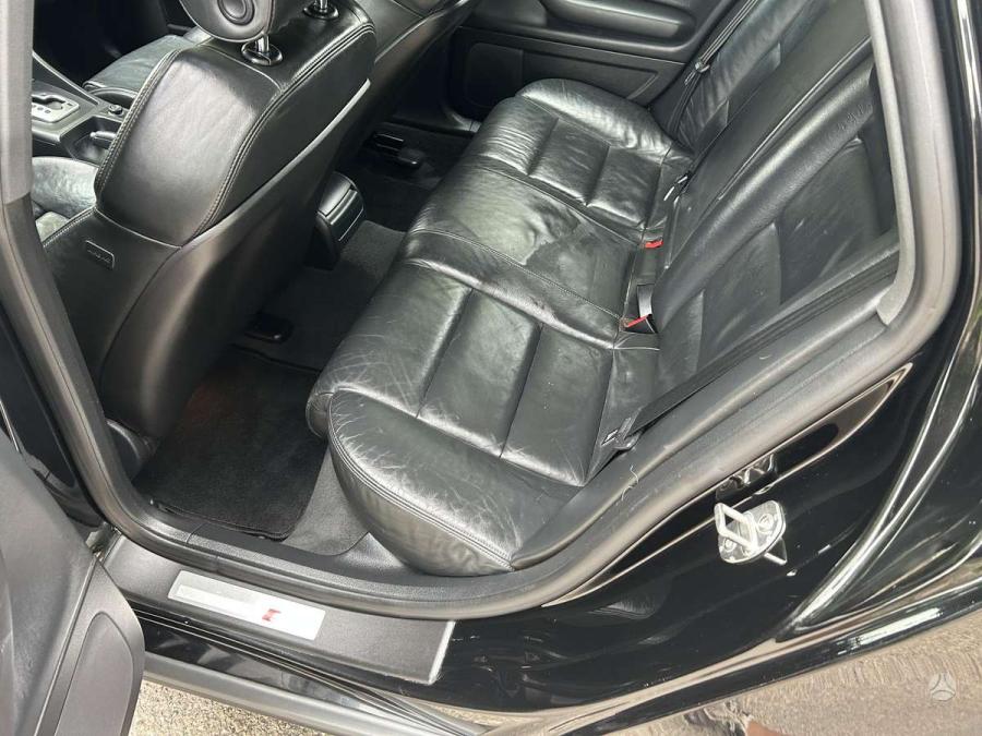 Melns Audi A4 2006 Vilkaviškis, ar dzinēja tilpumu 1.99 L un nobraukumu 243 tūkst. km par 3350 €, foto 23 vietnē AUTOMOTO.COM.LV