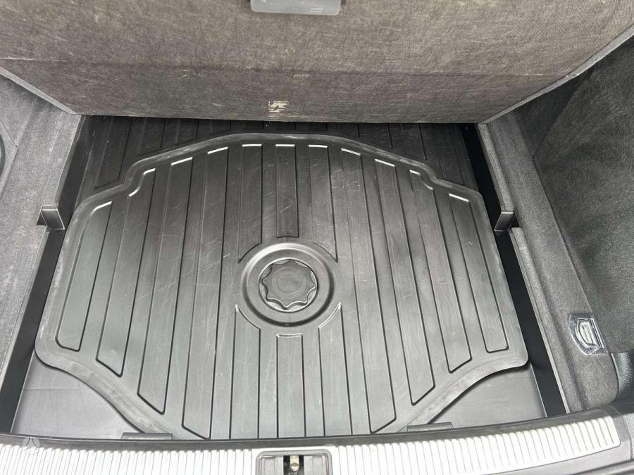 Melns Audi A4 2006 Vilkaviškis, ar dzinēja tilpumu 1.99 L un nobraukumu 243 tūkst. km par 3350 €, foto 25 vietnē AUTOMOTO.COM.LV