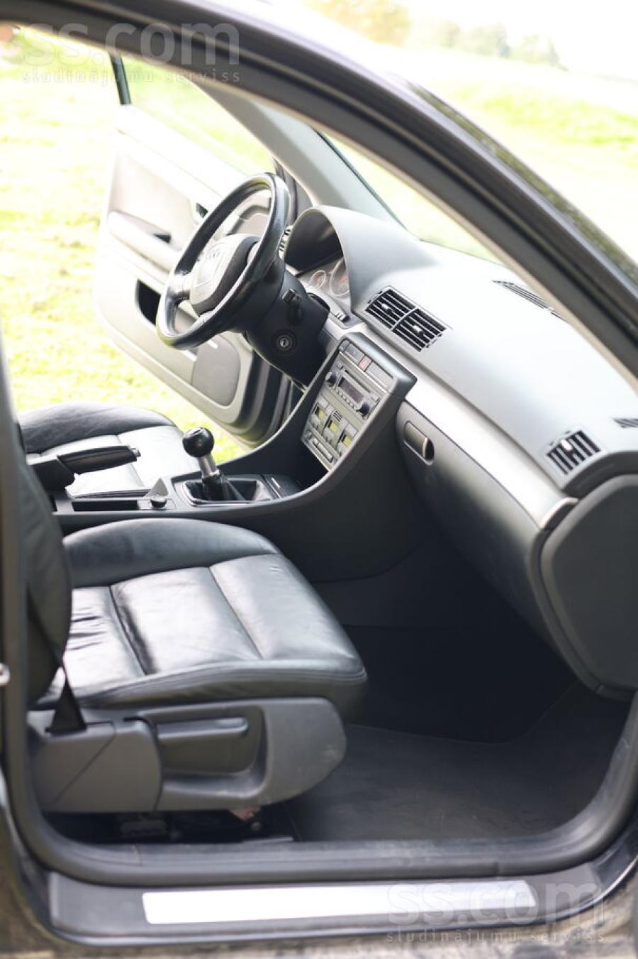 Black Audi A4 2006 in Limbazi, with an engine capacity of 3.00 L and mileage of 328 thousand km for 1800 €, photo 9 on AUTOMOTO.COM.LV