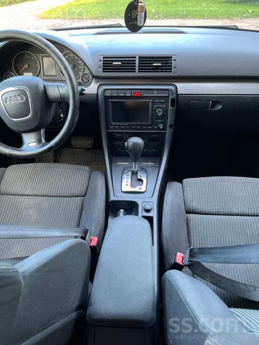 Black Audi A4 2006 in Bauska, with an engine capacity of 2.00 L and mileage of 422 thousand km for 1200 €, photo 3 on AUTOMOTO.COM.LV
