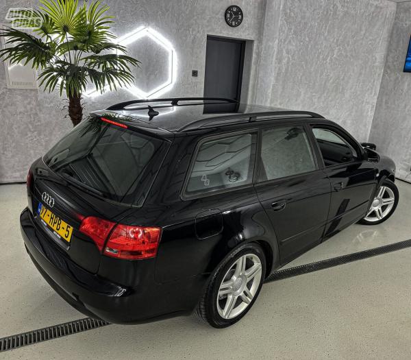 Melns Audi A4 2006 Kauņa, ar dzinēja tilpumu 2.00 L un nobraukumu 340 tūkst. km par 3450 €, foto 5 vietnē AUTOMOTO.COM.LV