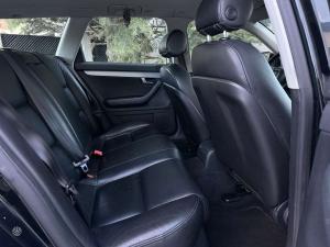 Melns Audi A4 2006 Kauņa, ar dzinēja tilpumu 1.90 L un nobraukumu 270 tūkst. km par 2390 €, foto 22 vietnē AUTOMOTO.COM.LV