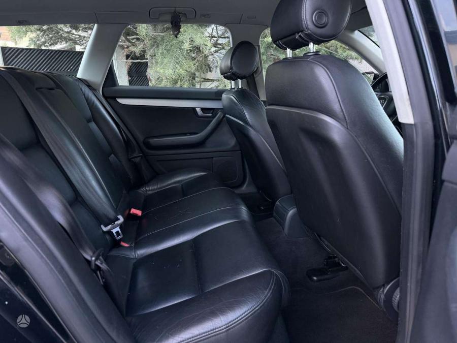 Melns Audi A4 2006 Kauņa, ar dzinēja tilpumu 1.90 L un nobraukumu 270 tūkst. km par 2390 €, foto 22 vietnē AUTOMOTO.COM.LV
