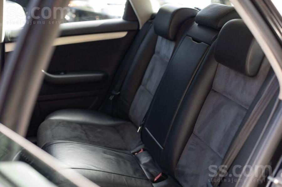 Black Audi A4 2006 in Riga, with an engine capacity of 2.70 L and mileage of 348 thousand km for 3790 €, photo 11 on AUTOMOTO.COM.LV