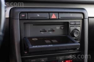 Black Audi A4 2006 in Riga, with an engine capacity of 2.70 L and mileage of 348 thousand km for 3790 €, photo 20 on AUTOMOTO.COM.LV