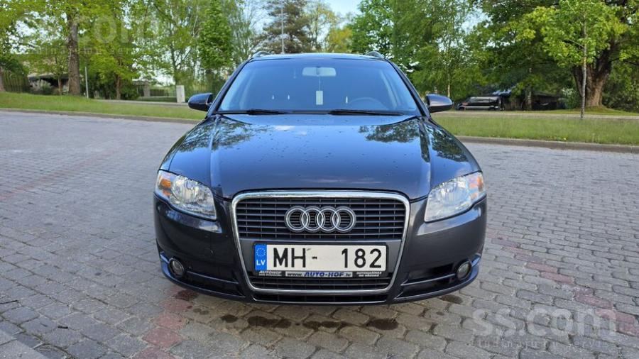 Black Audi A4 2006 in Valmiera, with an engine capacity of 2.00 L and mileage of 318 thousand km for 2200 €, photo 1 on AUTOMOTO.COM.LV