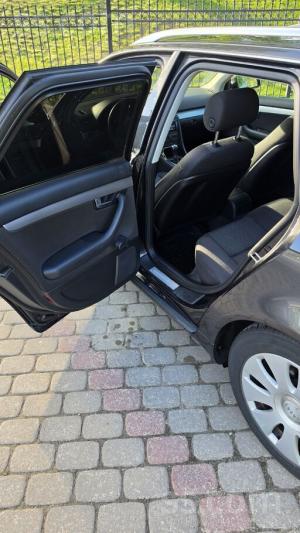 Black Audi A4 2006 in Valmiera, with an engine capacity of 2.00 L and mileage of 318 thousand km for 2200 €, photo 16 on AUTOMOTO.COM.LV