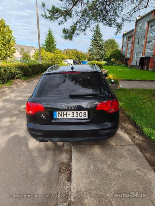 Audi A4 2006 in Riga on AUTOMOTO.COM.LV Black Audi A4 2006 in Riga, with an engine capacity of 2.00 L and mileage of 284 thousand km for 2300 €, photo 1 on AUTOMOTO.COM.LV