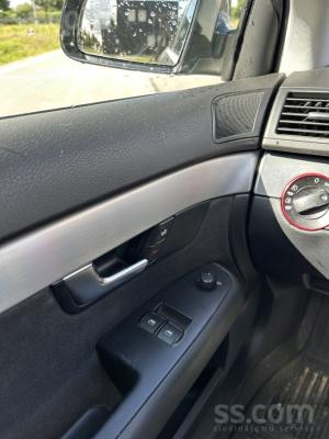 Melns Audi A4 2006 Bauska, ar dzinēja tilpumu 2.00 L un nobraukumu 321 tūkst. km par 2350 €, foto 8 vietnē AUTOMOTO.COM.LV