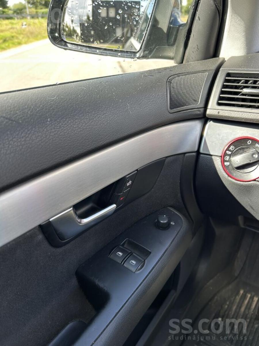 Melns Audi A4 2006 Bauska, ar dzinēja tilpumu 2.00 L un nobraukumu 321 tūkst. km par 2350 €, foto 8 vietnē AUTOMOTO.COM.LV