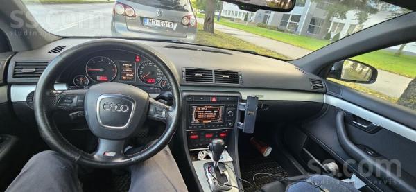 Audi A4 2006 in Riga on AUTOMOTO.COM.LV Black Audi A4 2006 in Riga, with an engine capacity of 3.00 L and mileage of 320 thousand km for 4200 €, photo 9 on AUTOMOTO.COM.LV