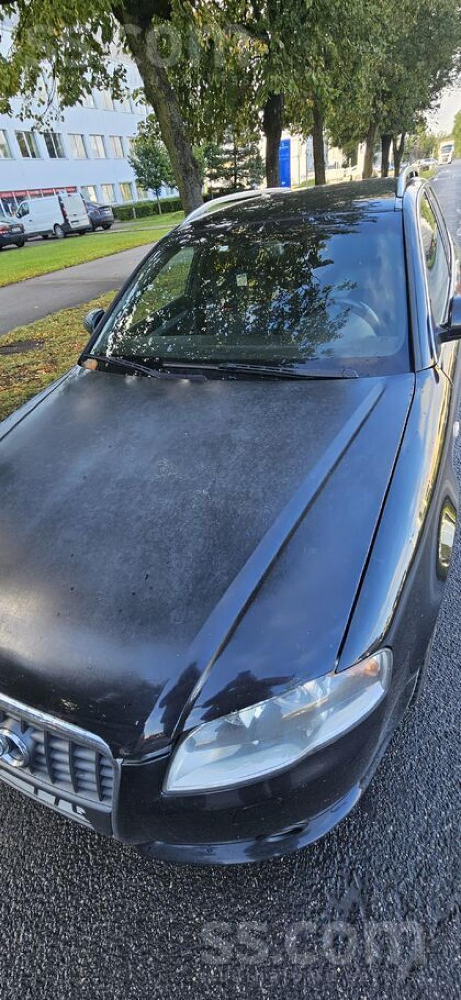 Black Audi A4 2006 in Riga, with an engine capacity of 3.00 L and mileage of 320 thousand km for 4200 €, photo 13 on AUTOMOTO.COM.LV