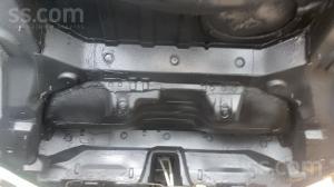 Black Audi A4 2006 in Riga, with an engine capacity of 3.00 L and mileage of 320 thousand km for 4200 €, photo 17 on AUTOMOTO.COM.LV