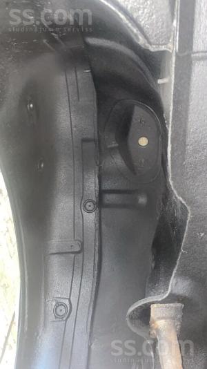 Black Audi A4 2006 in Riga, with an engine capacity of 3.00 L and mileage of 320 thousand km for 4200 €, photo 19 on AUTOMOTO.COM.LV