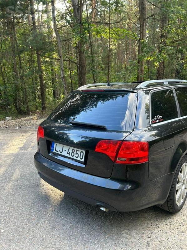 Melns Audi A4 2006 Rīga, ar dzinēja tilpumu 2.70 L un nobraukumu 350 tūkst. km par 2750 €, foto 5 vietnē AUTOMOTO.COM.LV