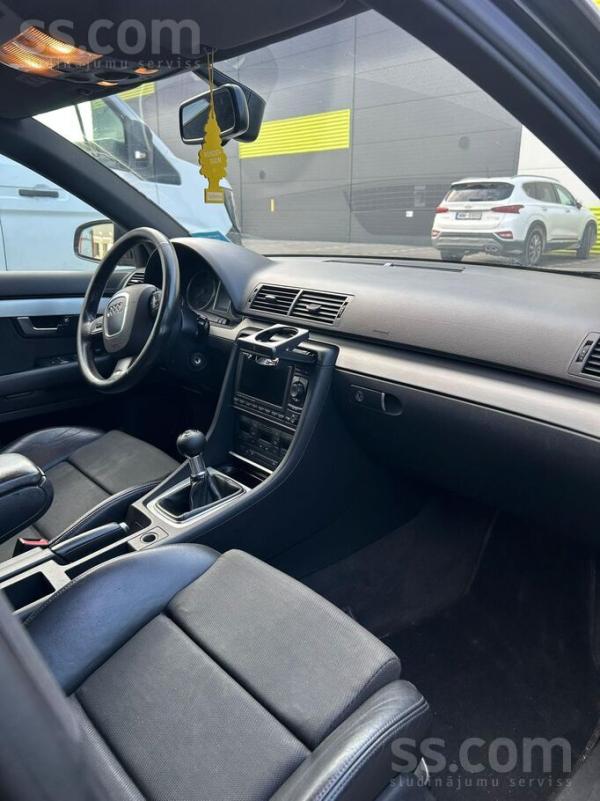 Melns Audi A4 2006 Rīga, ar dzinēja tilpumu 2.70 L un nobraukumu 350 tūkst. km par 2750 €, foto 6 vietnē AUTOMOTO.COM.LV