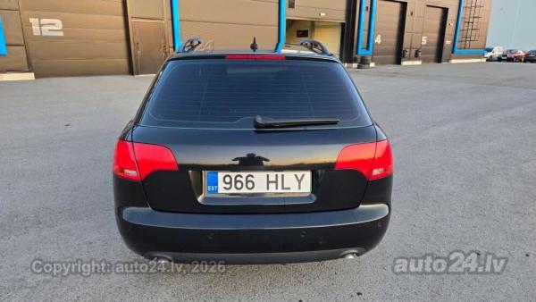 Audi A4 2006 Tallina vietnē Melns Audi A4 2006 Tallina, ar dzinēja tilpumu 3.00 L un nobraukumu 351 tūkst. km par 3300 €, foto 7 vietnē AUTOMOTO.COM.LV