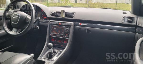 Black Audi A4 2006 in Riga, with an engine capacity of 2.00 L and mileage of 366 thousand km for 2200 €, photo 8 on AUTOMOTO.COM.LV
