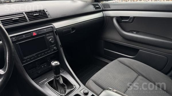 Black Audi A4 2006 in Riga, with an engine capacity of 2.70 L and mileage of 359 thousand km for 1350 €, photo 8 on AUTOMOTO.COM.LV