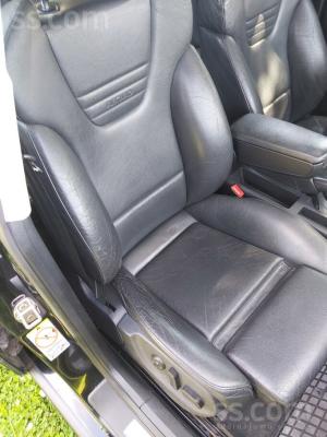 Black Audi A4 2006 in Riga, with an engine capacity of 2.00 L and mileage of 362 thousand km for 3550 €, photo 12 on AUTOMOTO.COM.LV