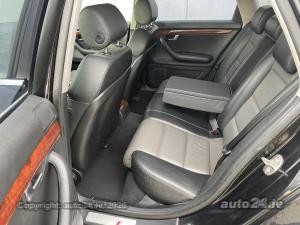 Black Audi A4 2006 in Parnu, with an engine capacity of 3.00 L and mileage of 277 thousand km for 3600 €, photo 13 on AUTOMOTO.COM.LV