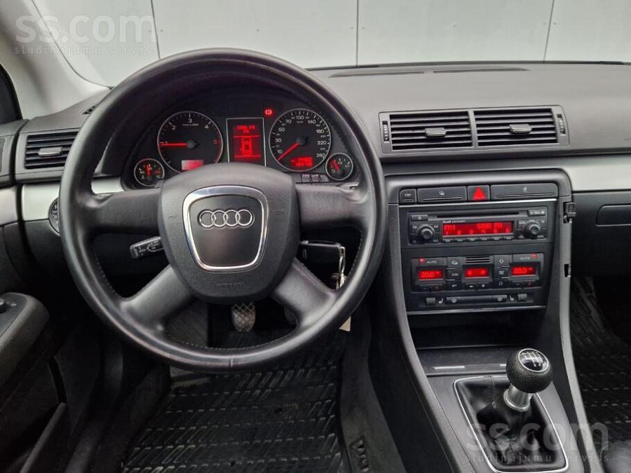 Melns Audi A4 2006 Bauska, ar dzinēja tilpumu 2.00 L un nobraukumu 403 tūkst. km par 3250 €, foto 13 vietnē AUTOMOTO.COM.LV
