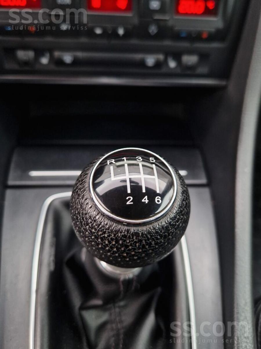 Melns Audi A4 2006 Bauska, ar dzinēja tilpumu 2.00 L un nobraukumu 403 tūkst. km par 3250 €, foto 21 vietnē AUTOMOTO.COM.LV