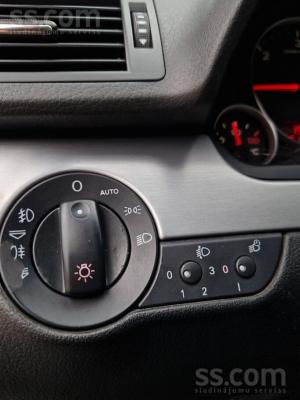 Melns Audi A4 2006 Bauska, ar dzinēja tilpumu 2.00 L un nobraukumu 403 tūkst. km par 3250 €, foto 24 vietnē AUTOMOTO.COM.LV