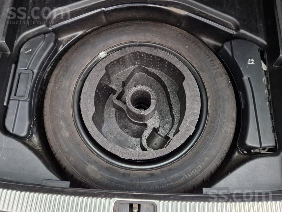 Melns Audi A4 2006 Bauska, ar dzinēja tilpumu 2.00 L un nobraukumu 403 tūkst. km par 3250 €, foto 28 vietnē AUTOMOTO.COM.LV