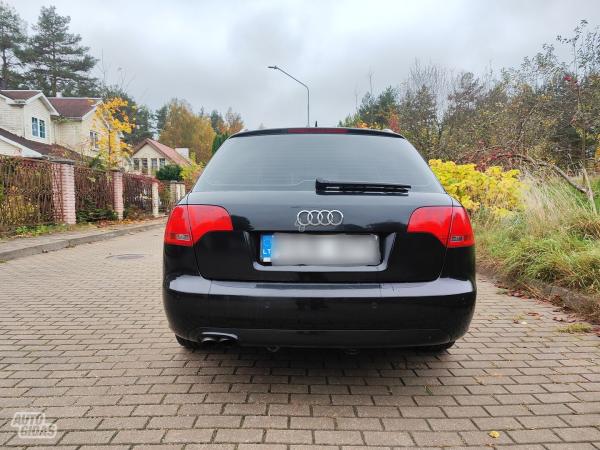 Audi A4 2006 Viļņa vietnē Melns Audi A4 2006 Viļņa, ar dzinēja tilpumu 2.00 L un nobraukumu 353 tūkst. km par 1800 €, foto 7 vietnē AUTOMOTO.COM.LV