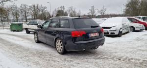 Black Audi A4 2007 in Valmiera, with an engine capacity of 2.70 L and mileage of 0 thousand km for 2500 €, photo 4 on AUTOMOTO.COM.LV