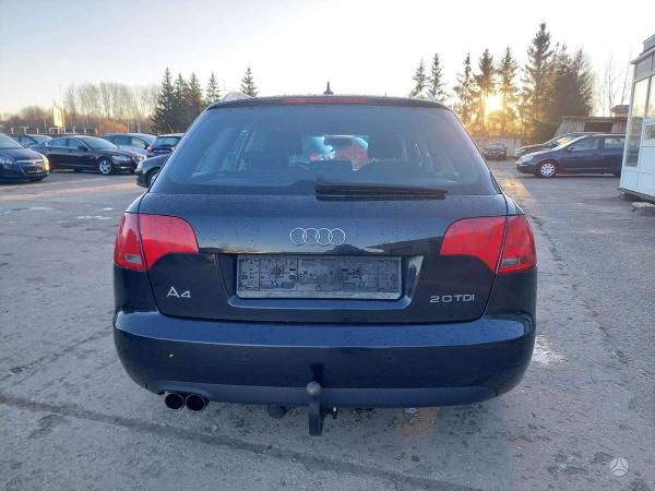 Melns Audi A4 2007 Utena, ar dzinēja tilpumu 1.99 L un nobraukumu 285 tūkst. km par 2550 €, foto 8 vietnē AUTOMOTO.COM.LV