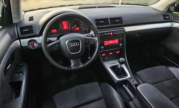 Melns Audi A4 2007 Kauņa, ar dzinēja tilpumu 1.97 L un nobraukumu 421 tūkst. km par 2350 €, foto 5 vietnē AUTOMOTO.COM.LV