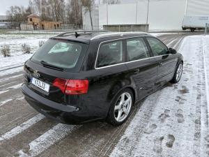 Melns Audi A4 2007 Rīga, ar dzinēja tilpumu 2.00 L un nobraukumu 314 tūkst. km par 3250 €, foto 8 vietnē AUTOMOTO.COM.LV