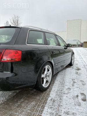 Melns Audi A4 2007 Rīga, ar dzinēja tilpumu 2.00 L un nobraukumu 314 tūkst. km par 3250 €, foto 11 vietnē AUTOMOTO.COM.LV