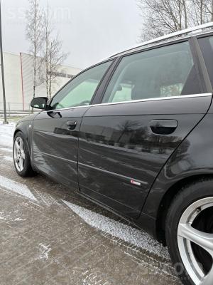 Melns Audi A4 2007 Rīga, ar dzinēja tilpumu 2.00 L un nobraukumu 314 tūkst. km par 3250 €, foto 12 vietnē AUTOMOTO.COM.LV