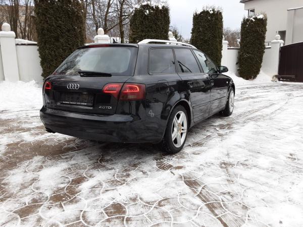 Black Audi A4 2007 in Kazlu Ruda, with an engine capacity of 2.00 L and mileage of 360 thousand km for 3500 €, photo 5 on AUTOMOTO.COM.LV