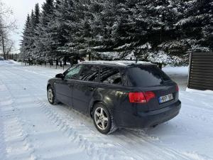 Black Audi A4 2007 in Klaipeda, with an engine capacity of 1.99 L and mileage of 294 thousand km for 1450 €, photo 6 on AUTOMOTO.COM.LV
