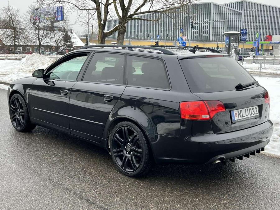 Melns Audi A4 2007 Viļņa, ar dzinēja tilpumu 2.70 L un nobraukumu 336 tūkst. km par 2700 €, foto 3 vietnē AUTOMOTO.COM.LV