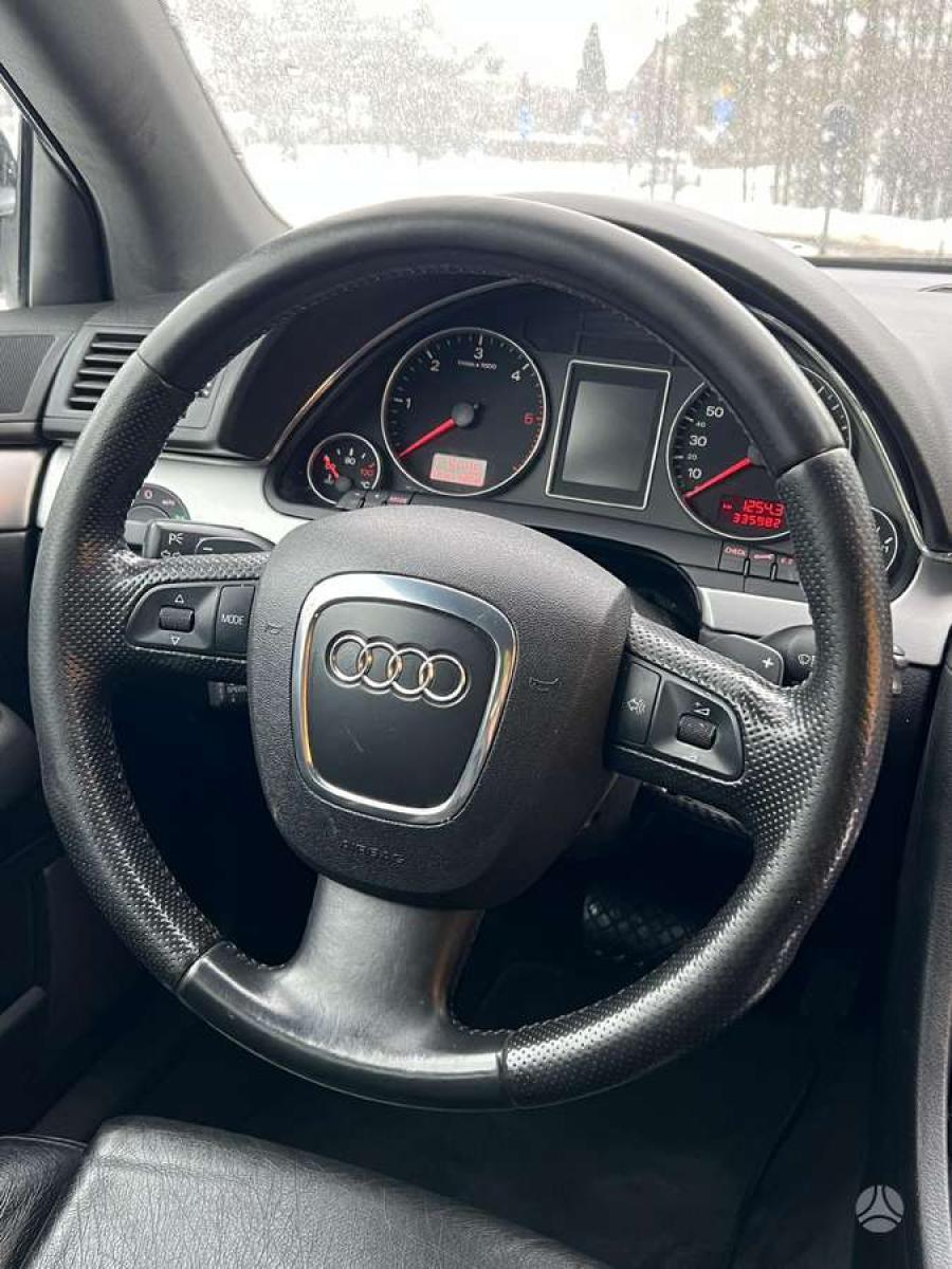Melns Audi A4 2007 Viļņa, ar dzinēja tilpumu 2.70 L un nobraukumu 336 tūkst. km par 2700 €, foto 13 vietnē AUTOMOTO.COM.LV
