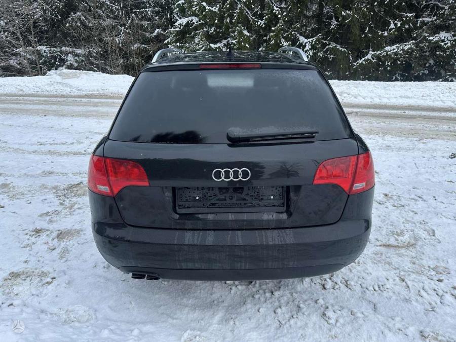 Black Audi A4 2007 in Telschi, with an engine capacity of 2.00 L and mileage of 286 thousand km for 2700 €, photo 6 on AUTOMOTO.COM.LV
