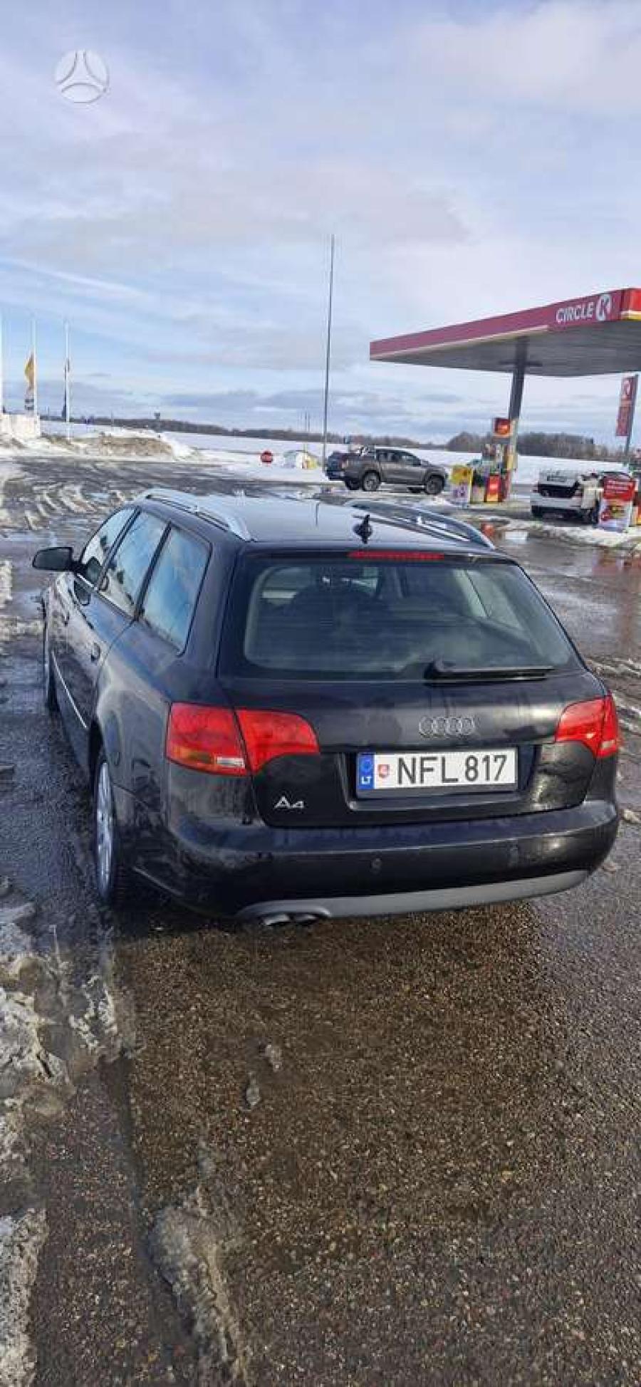 Black Audi A4 2007 in Sakiai, with an engine capacity of 1.97 L and mileage of 257 thousand km for 3150 €, photo 5 on AUTOMOTO.COM.LV