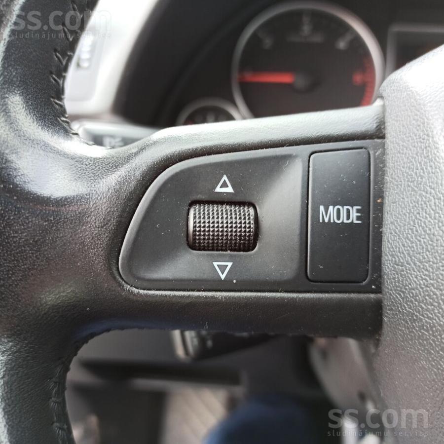 Black Audi A4 2007 in Daugavpils, with an engine capacity of 1.90 L and mileage of 0 thousand km for 2500 €, photo 21 on AUTOMOTO.COM.LV