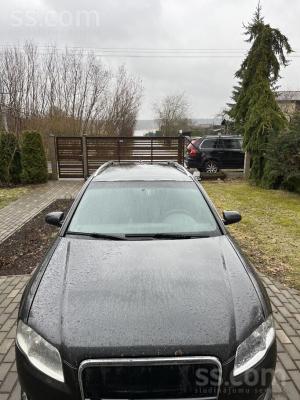 Black Audi A4 2007 in Riga, with an engine capacity of 2.00 L and mileage of 470 thousand km for 1650 €, photo 4 on AUTOMOTO.COM.LV