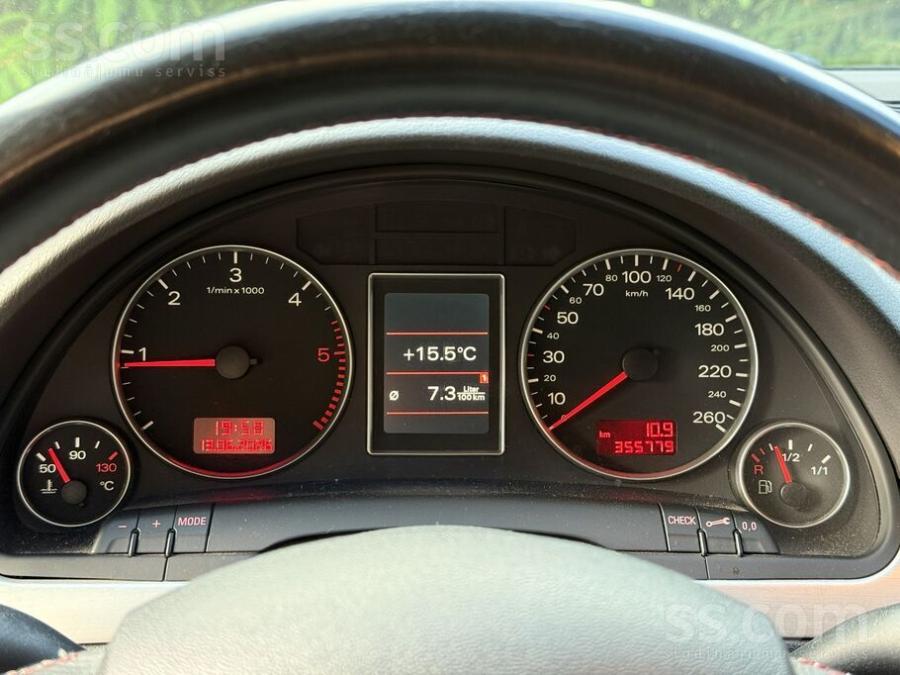 Black Audi A4 2007 in Riga, with an engine capacity of 3.00 L and mileage of 356 thousand km for 3800 €, photo 10 on AUTOMOTO.COM.LV
